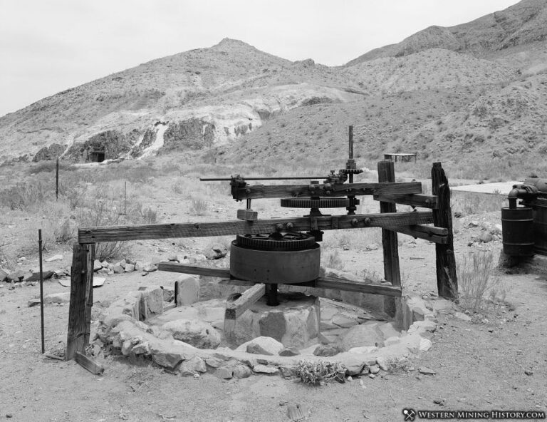 Arrastras Illustrated in These Historical Photos – Western Mining History