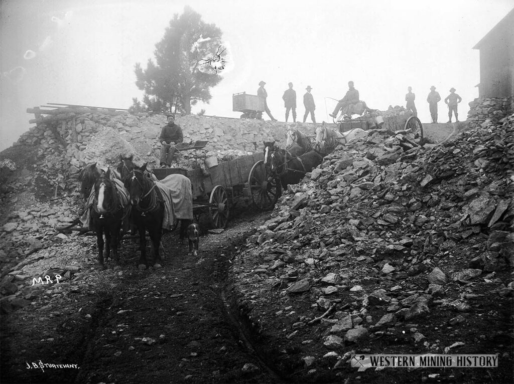 Heavy Freight Wagons of the American West – Western Mining History