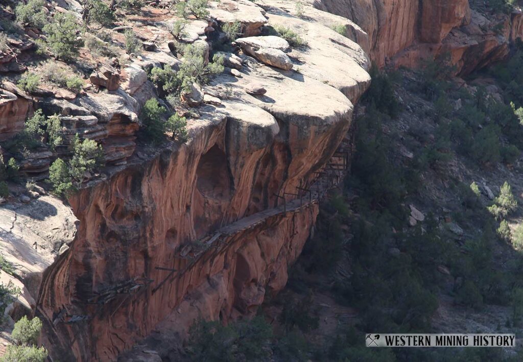 An Engineering Marvel: Colorado’s Hanging Flume – Western Mining History